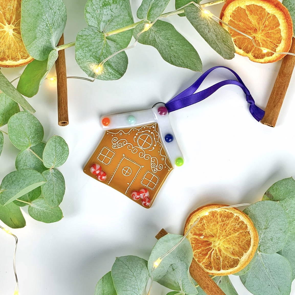 Fused Glass Gingerbread House 🛍 - Tinsel & Tartan